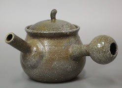 Japanese pottery - Bizen ware (Bizenyaki)