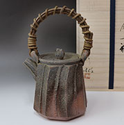 Japanese pottery - Bizen ware (Bizenyaki)