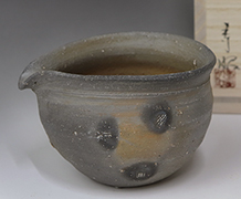 Japanese pottery - Bizen ware (Bizenyaki)