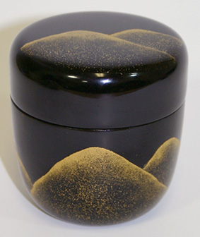Yamanaka lacquerware chu-natsume